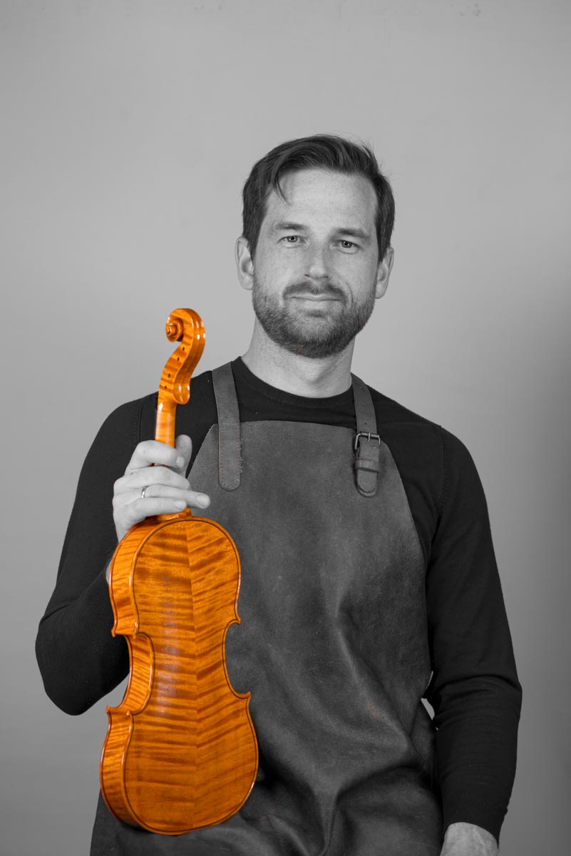 Anton Somers – Violin maker based in Point Cook